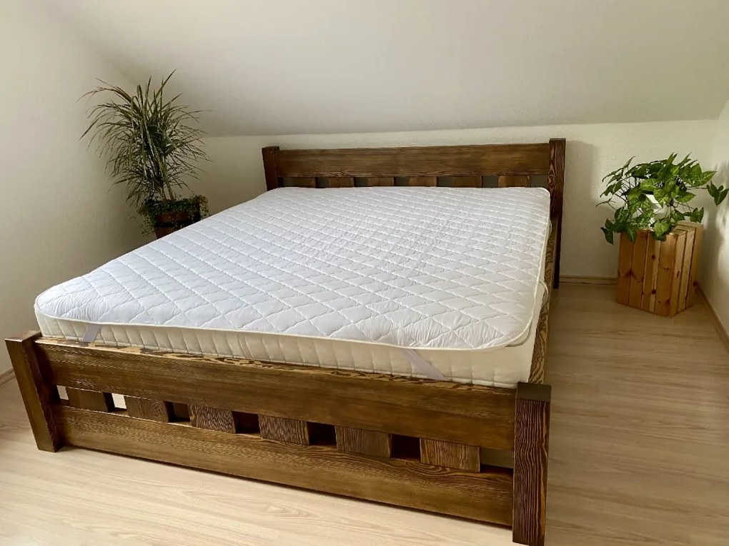 Nelly Prošívaný chránič matrace Rozměr: 80/200/20 cm