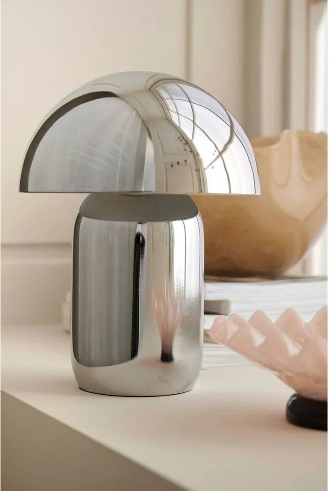 Kovová LED stmívatelná stolní lampa v leskle stříbrné barvě (výška 17 cm) Ted – Ellos Home