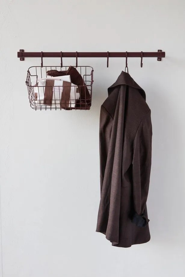 Vínový nástěnný věšák nerezový 70 cm Hang-It – Mette Ditmer Denmark