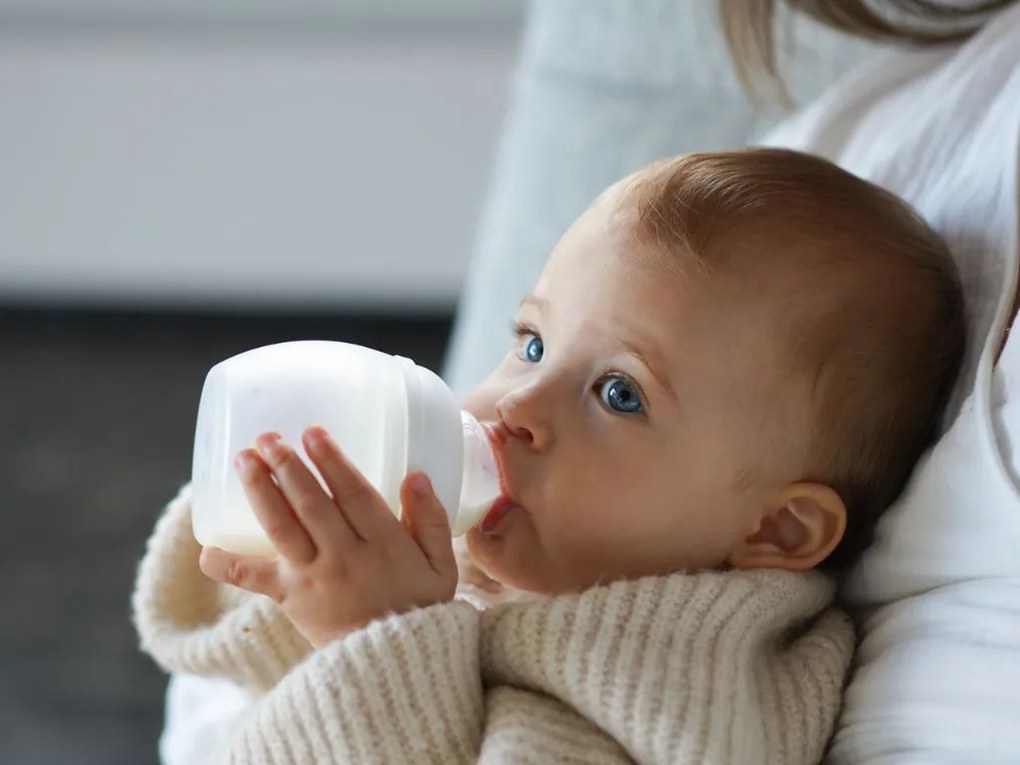 Elhée Kojenecká antikoliková lahev 150 ml Milk