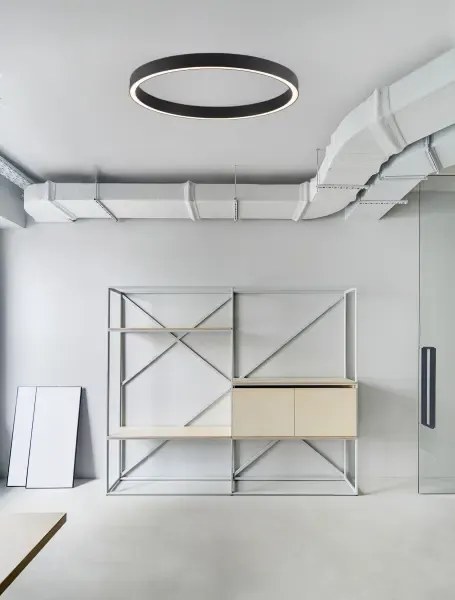 LED lustr Sting 100 černé