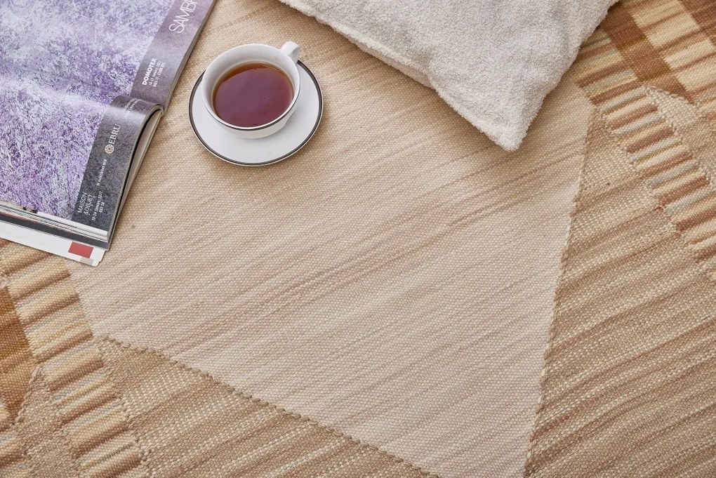 Diamond Carpets India, Ručně vázaný kusový koberec Fibonacci I DESP HL88 Beige Mix, 160x230, béžová, ložnice
