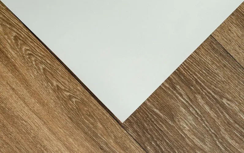BEAUFLOR PVC podlaha - lino Xtreme Havanna Oak 602M - hnědé dřevo ŠÍŘKA: 2 m, POUŽITÍ: Zátěžové