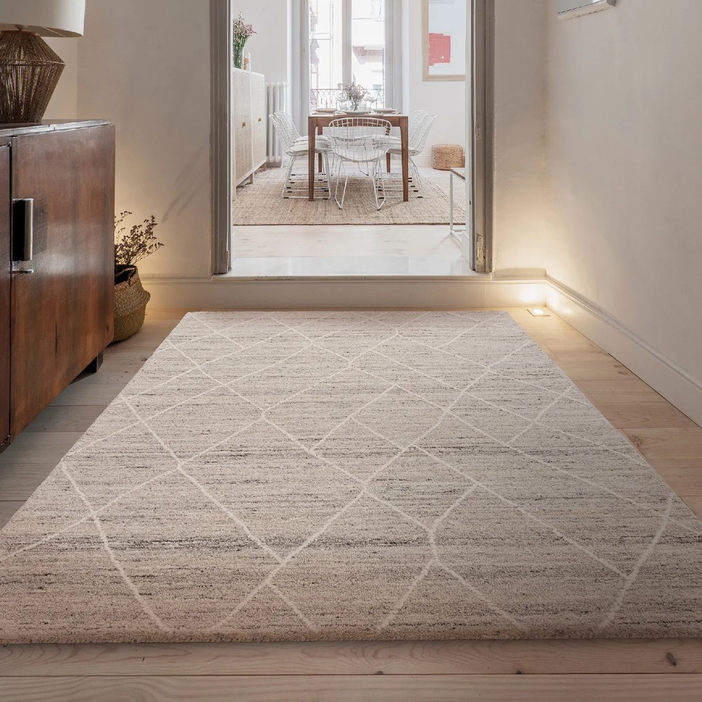 Tribeca Design Kusový koberec El Jefe Silver Rozměry: 200x290 cm