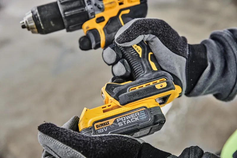 DeWALT DCD805NT