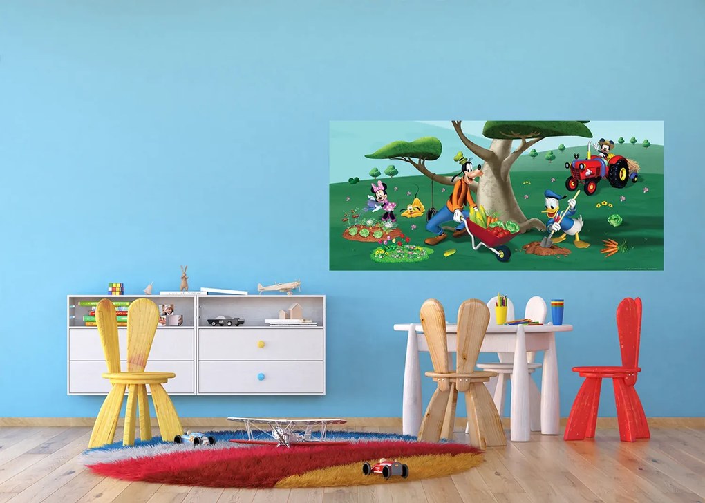 Dětská vliesová fototapeta na zed' Mickey Mouse v zahradě, Disney | 202 x 90 cm | DFTDNH 5321