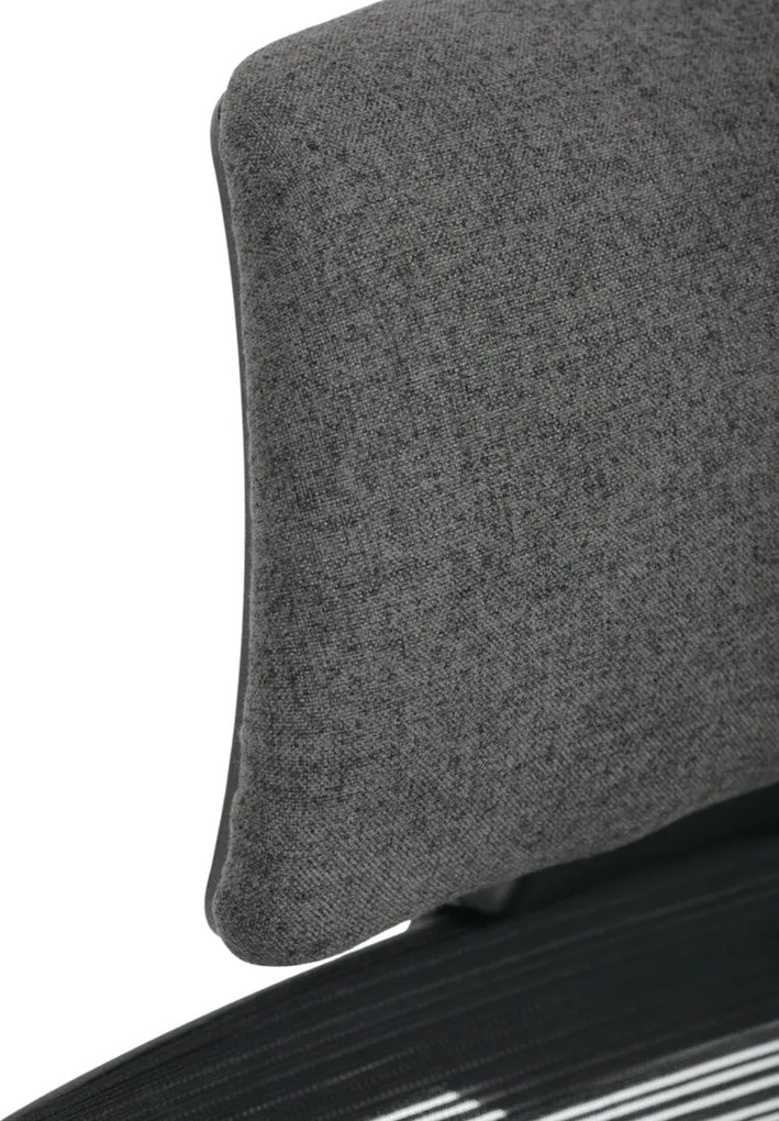 Ergonomická kancelářská židle AURELIE - černá síťovina