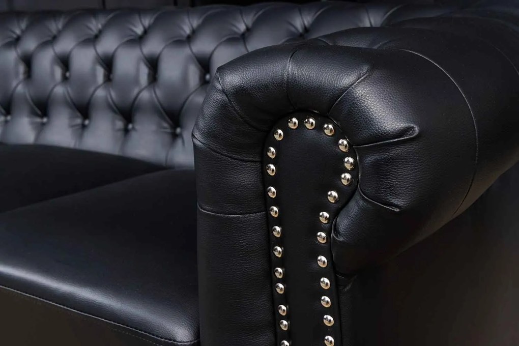 Designová 3-místná sedačka Chesterfield 205 cm černá - skladem