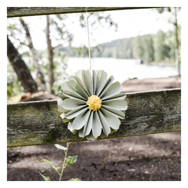 Papírová dekorace Blomsterhult Green 15 cm Storefactory Scandinavia