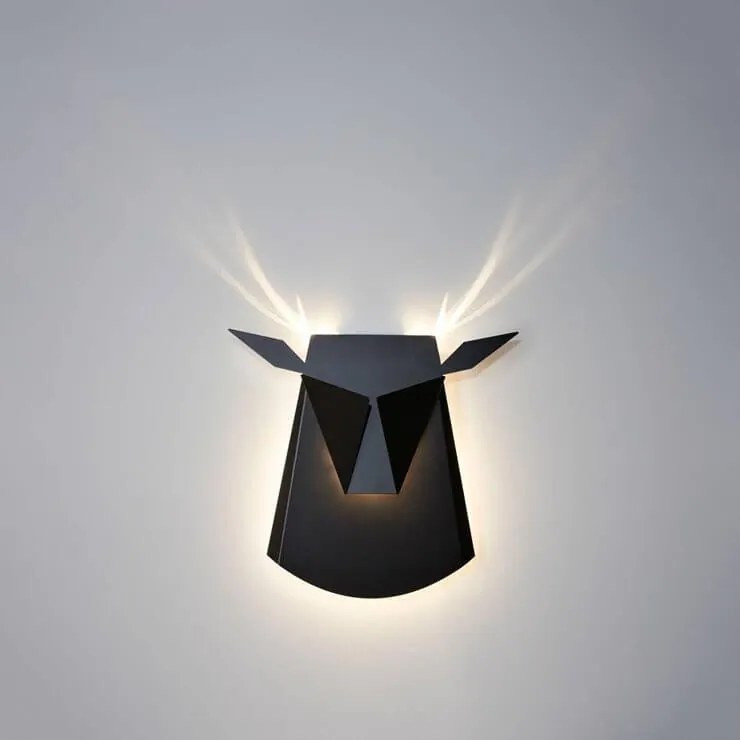 JELEN - černá nástěnná lampa