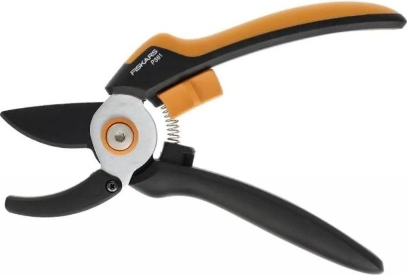 Nůžky zahradní jednočepelové Fiskars Solid™ L P361 (1057165)