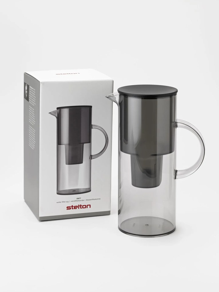 Stelton Filtrační konvice EM77 Smoke 2 l, černá barva, plast