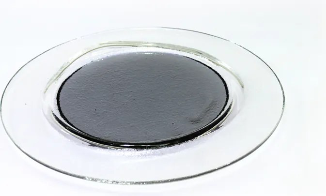 Kulatý servírovací tác čirý se šedým středem Průměr: 31cm