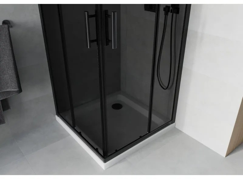 Mexen Rio, čtvercový sprchový kout s posuvnými dveřmi 70 (dveře) x 70 (dveře) x 190 cm, 5mm šedé sklo, černý profil + bílá sprchová vanička SLIM, 860-070-070-70-40-4010B