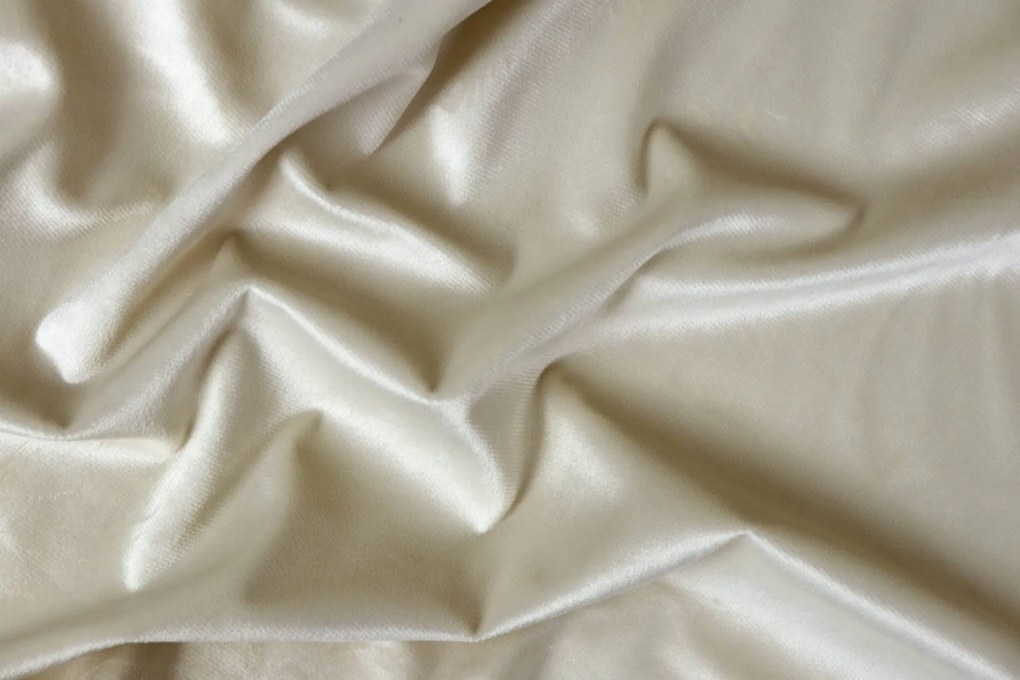 Designový závěs s kroužky SOFIA VELVET 140x260 cm - krémový