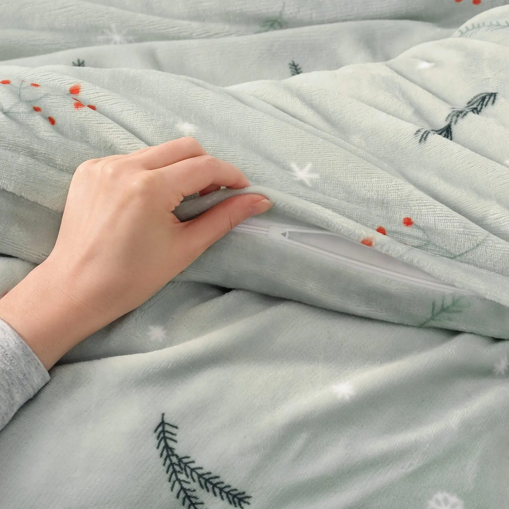 Goldea vánoční mikroplyšové povlečení deluxe - větvičky na šalvějové 220 x 200 a 2ks 70 x 90 cm
