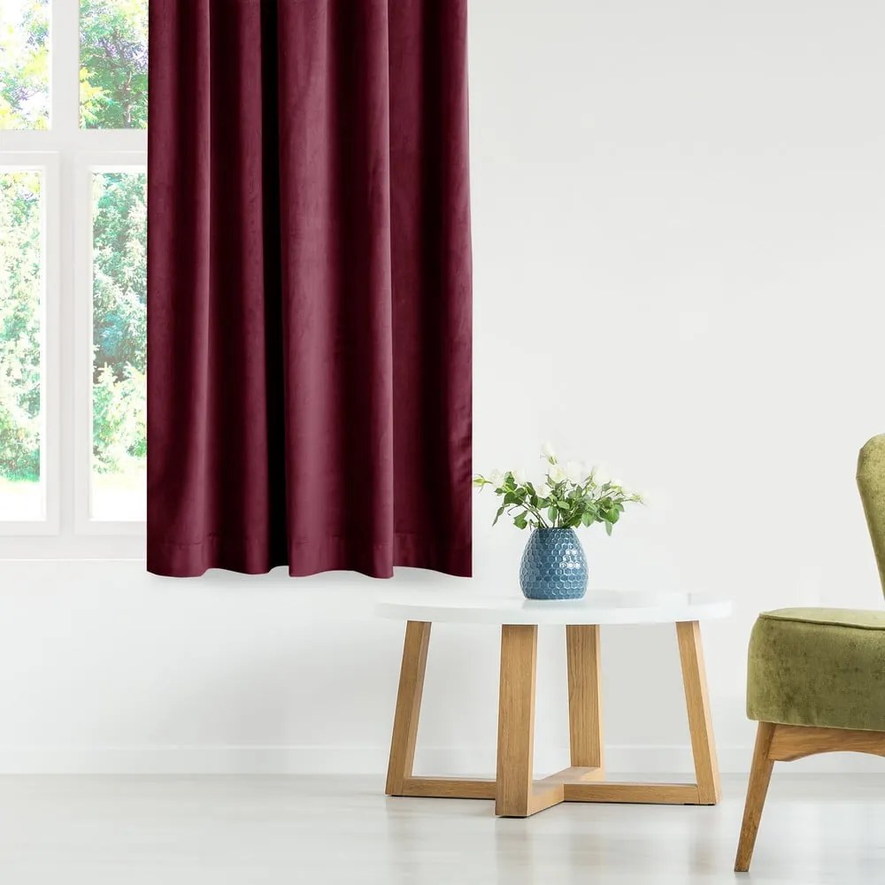 Vínový sametový dimout závěs 140x245 cm Eyelets – Restilo