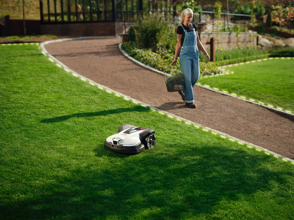 Robotická sekačka Automower Husqvarna 430V NERA - SLEVA !