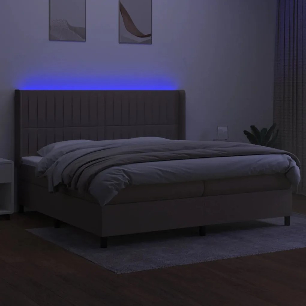 Box spring postel s matrací a LED taupe 200x200 cm textil 3138505