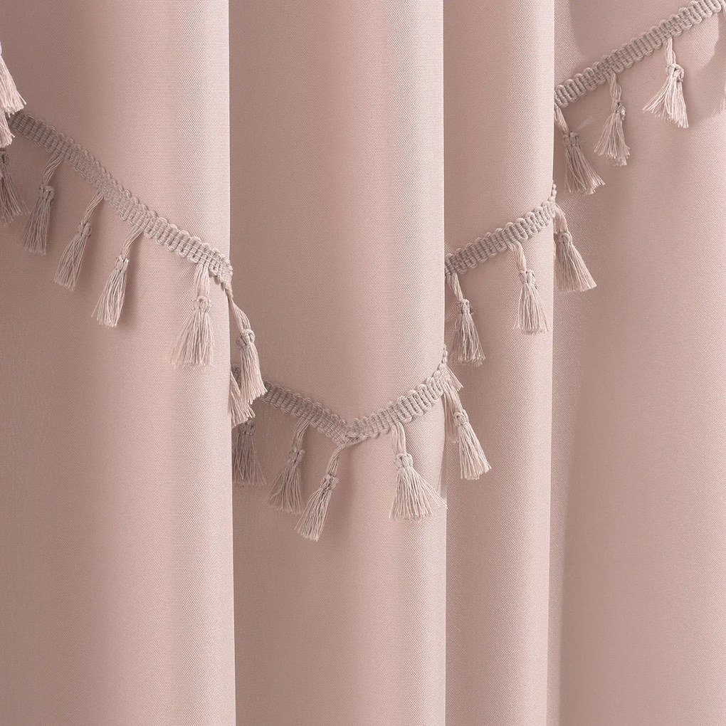 Room99 Hotový závěs na pásce s třásněmi Chloe Jednobarevný Barva: Růžová, Velikost: 140 x 250 cm