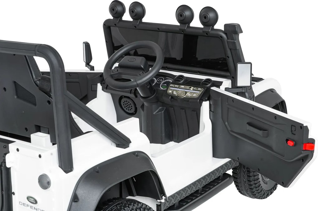 Ramiz Vozidlo Land Rover Defender 110 SVX Concept bílé