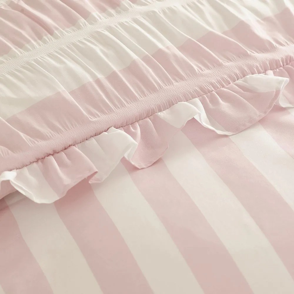 Růžové povlečení na jednolůžko 135x200 cm Seersucker Frill Stripe – Catherine Lansfield