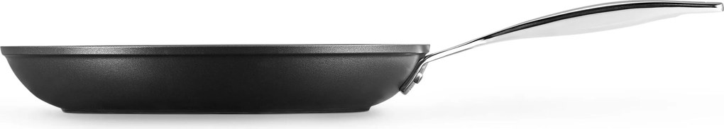 Pánev Le Creuset plytká nepřilnavý hliník 22 cm