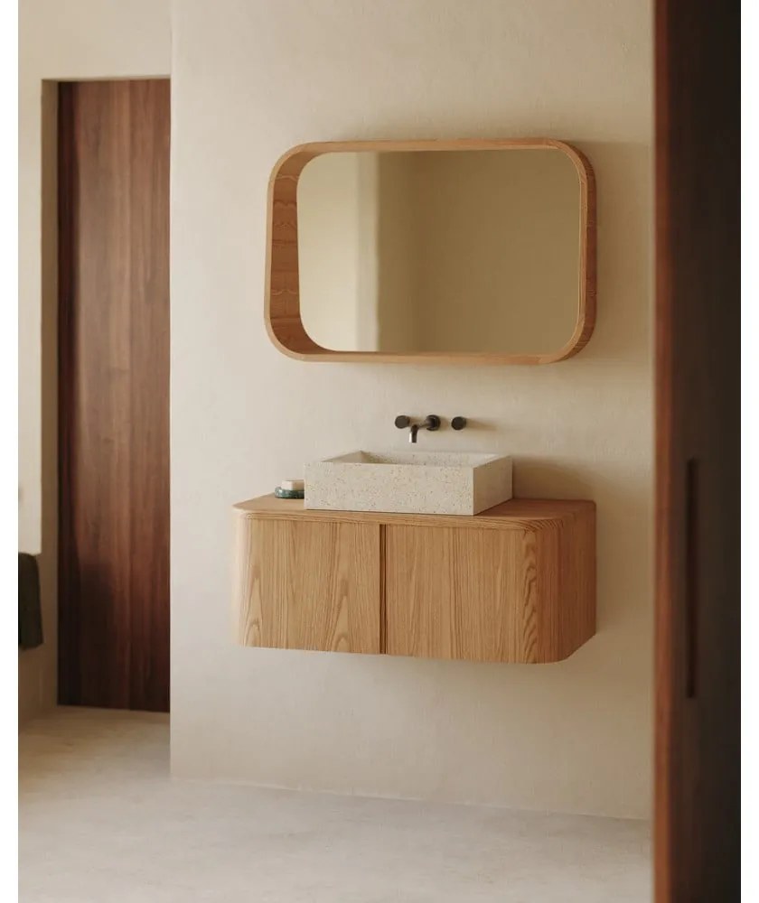 Závěsná skříňka pod umyvadlo v dekoru jasanu v přírodní barvě 90x35 cm Salaya – Kave Home