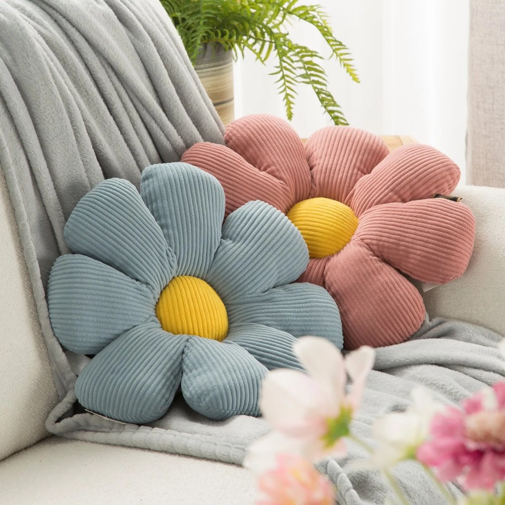 DĚTSKÝ DEKORAČNÍ POLŠTÁŘ FLOWER40 (FI) 37 CM STŘÍBRNÁ