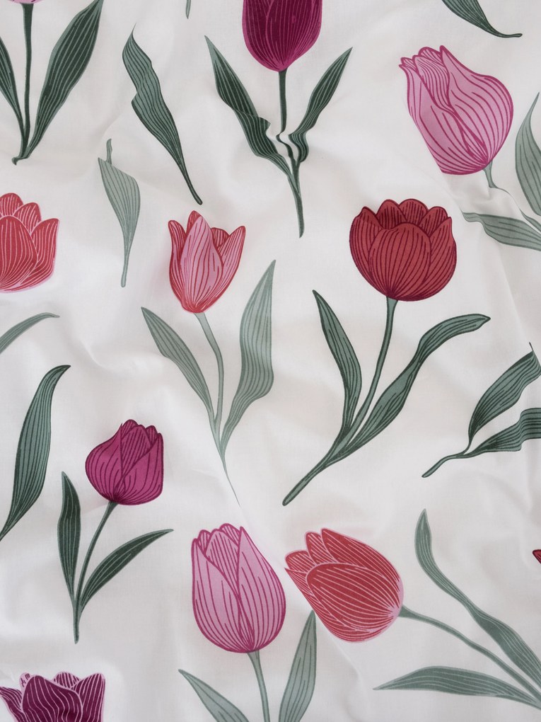 MK Lůžkoviny Bavlněný povlak na polštář Renforcé 40 x 40 cm - Květy tulipánů fialové