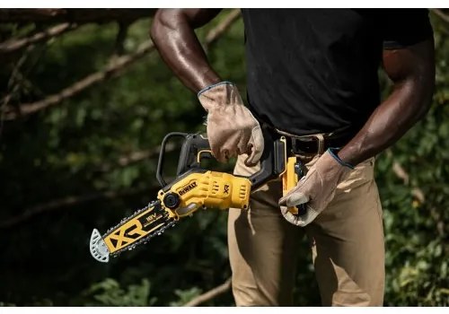 Aku prořezávací pila 20cm 18V 1x5,0Ah DeWALT DCMPS520P1