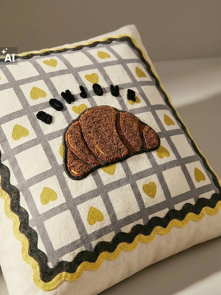 Sinsay - Dekorativní povlak na polštář s vyšívaným croissantem - vícebarevná