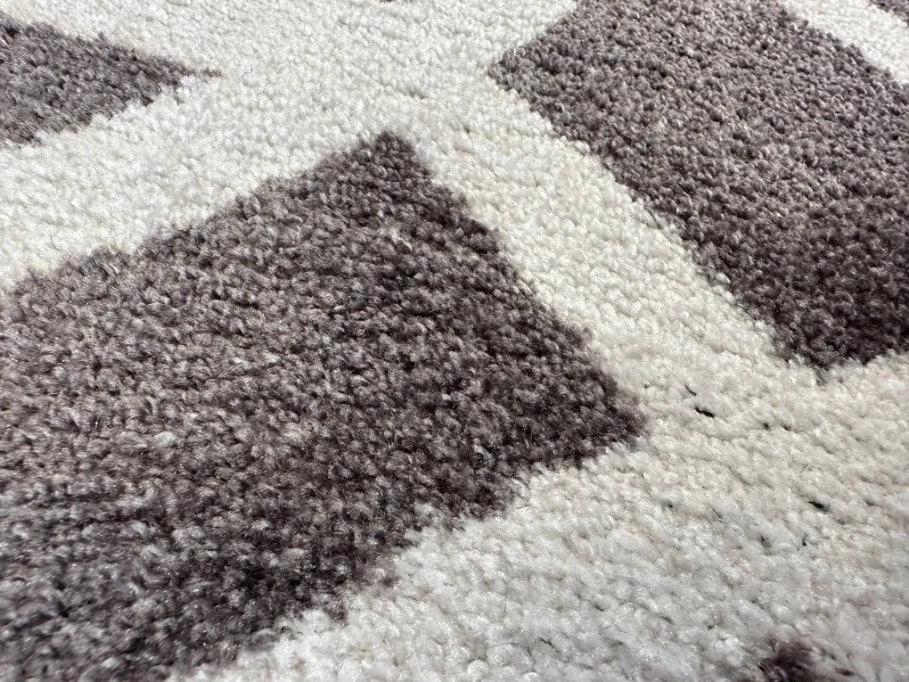 GDmats koberce Designový kusový koberec Grate od Jindřicha Lípy - 120x170 cm