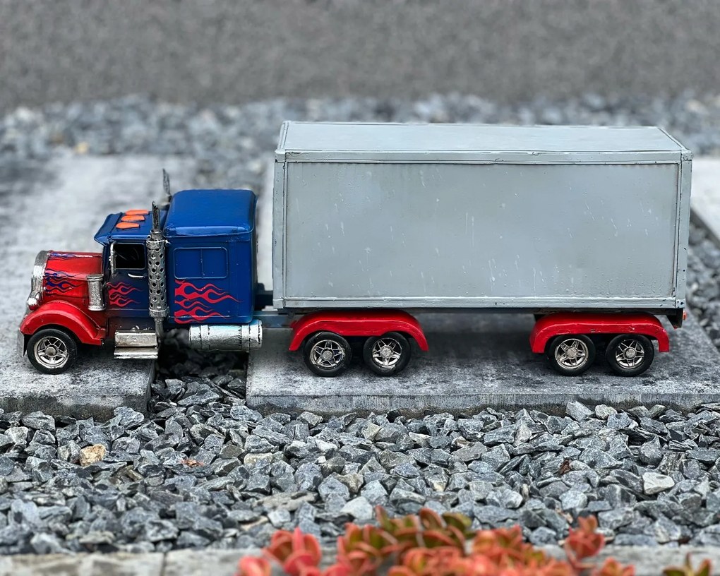 Plechový model - Kamion auto