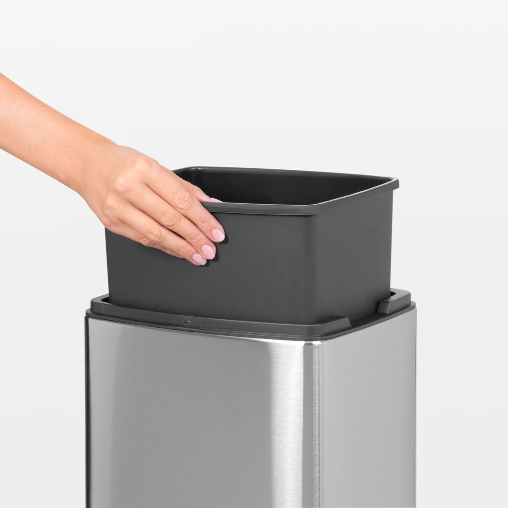 Brabantia Koš Touch Bin 10L matná ocel otiskuvzdorná