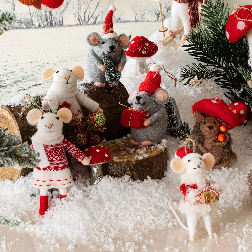 sass & belle Plstěná vánoční ozdoba Mouse in Jumper Myšák, červená barva, textil