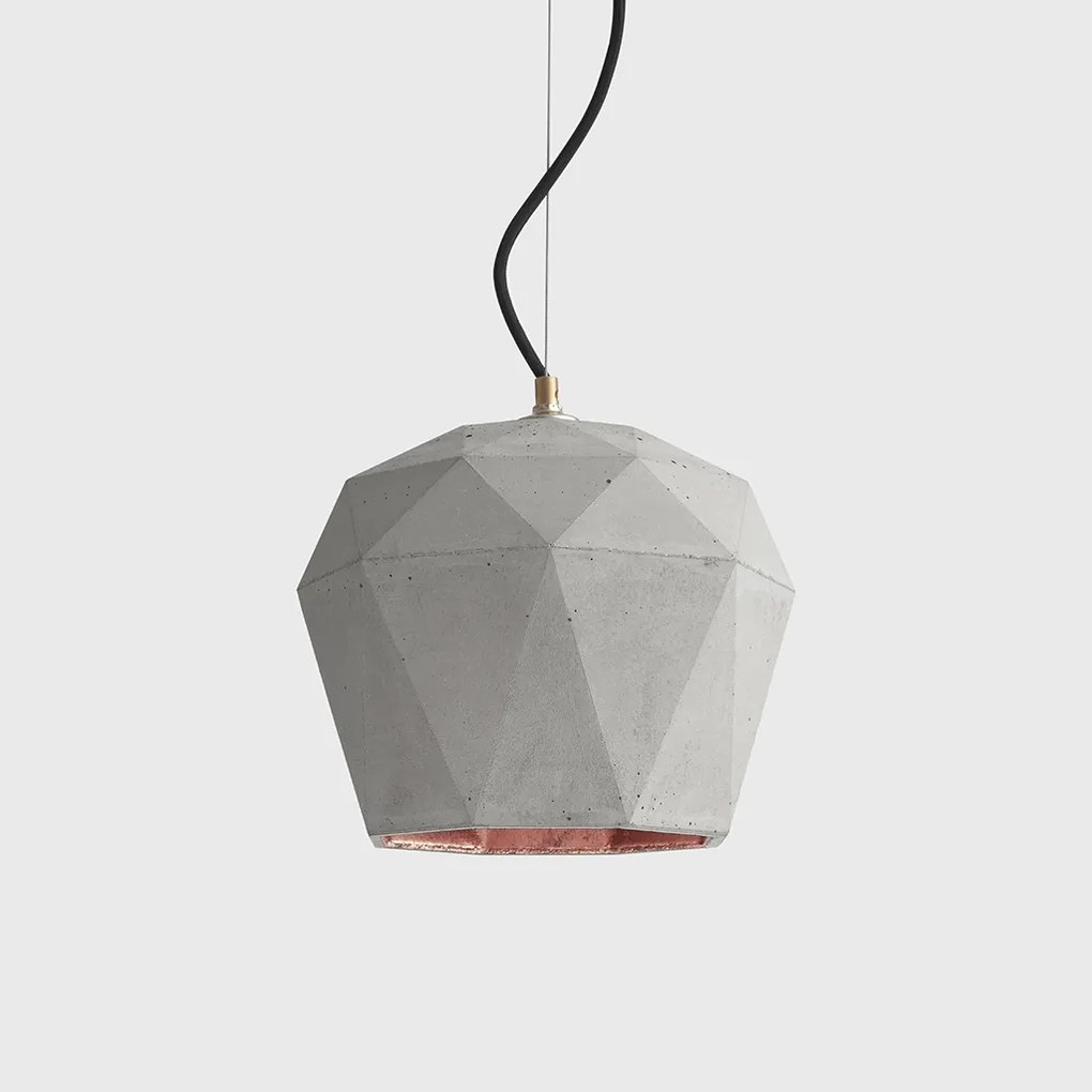 Designové betonové svítidlo T4 Dekor: Světlý beton, Kabel: Černý, Vnitřní plocha: Měděná