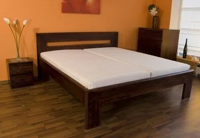 Postel Postelia PLUTO Buk 160x200 - dřevěná postel z masivu o šíři 4 cm