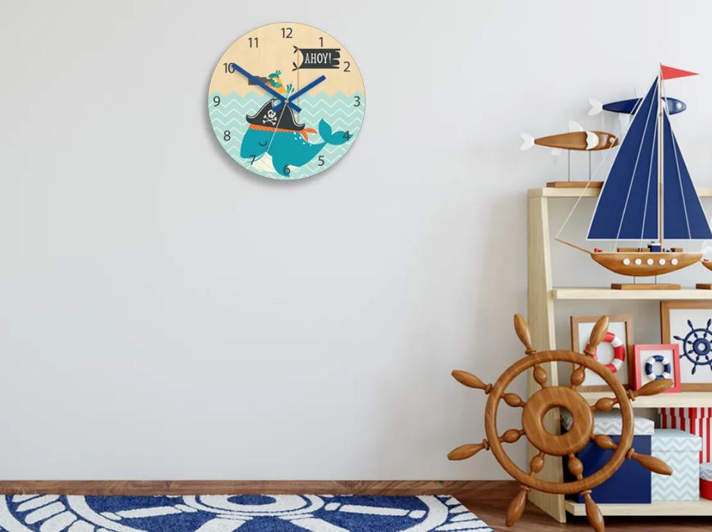 M.Clock Nástěnné dětské dřevěné hodiny velryba pirát tiché 30cm bříza