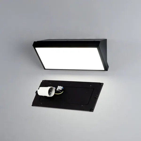 Brilagi-LED Stm ven nástěnné svít TRIANGLE 1xE27/6W/230V 2700-6500K IP65 černá
