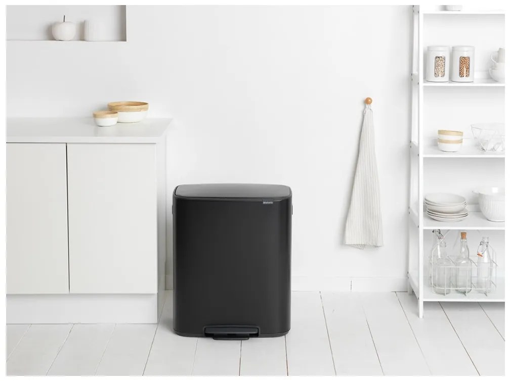 Brabantia BO pedálový koš 60 l matná černá 211362