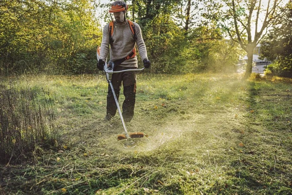 Aku křovinořez STIHL FSA 200
