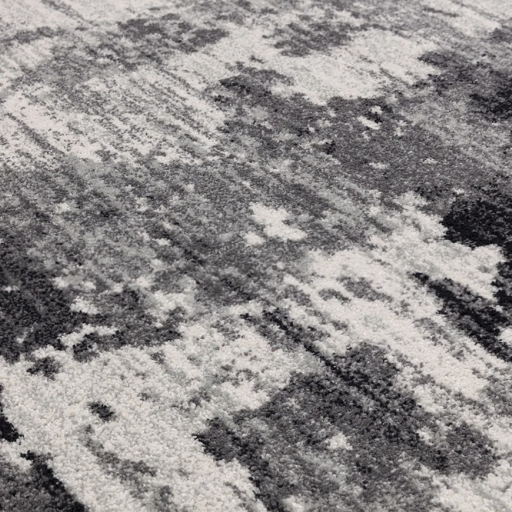 Tribeca Design Kusový koberec Dinamo Mirage Charcoal Rozměry: 80x150 cm