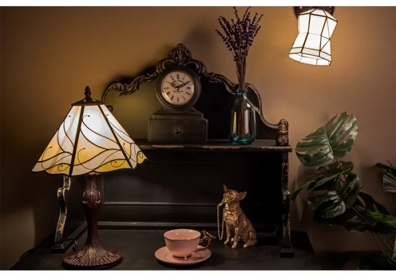 Béžová stolní lampa Tiffany Augustijn – 31x43 cm