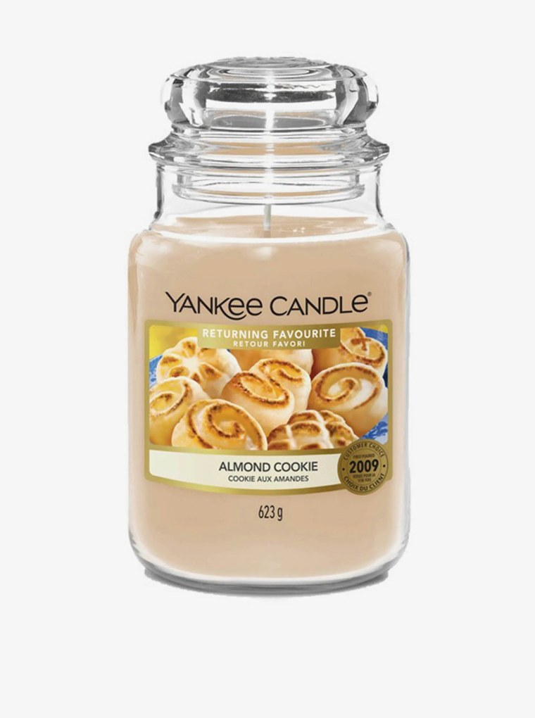 Yankee Candle béžové vonná svíčka Almond Cookie Classic velký