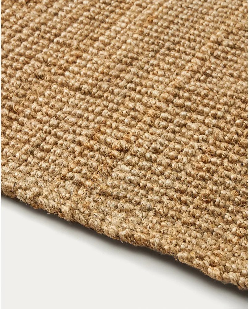 Ručně tkaný jutový koberec v přírodní barvě 200x300 cm Madelin – Kave Home