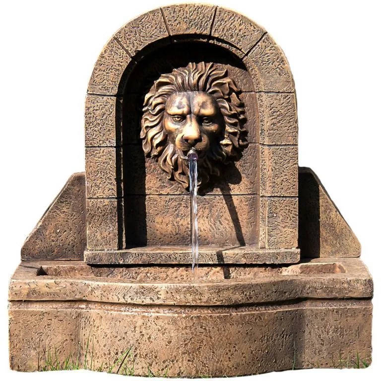 Zahradní kašna s tekoucí vodou, motiv lví hlavy