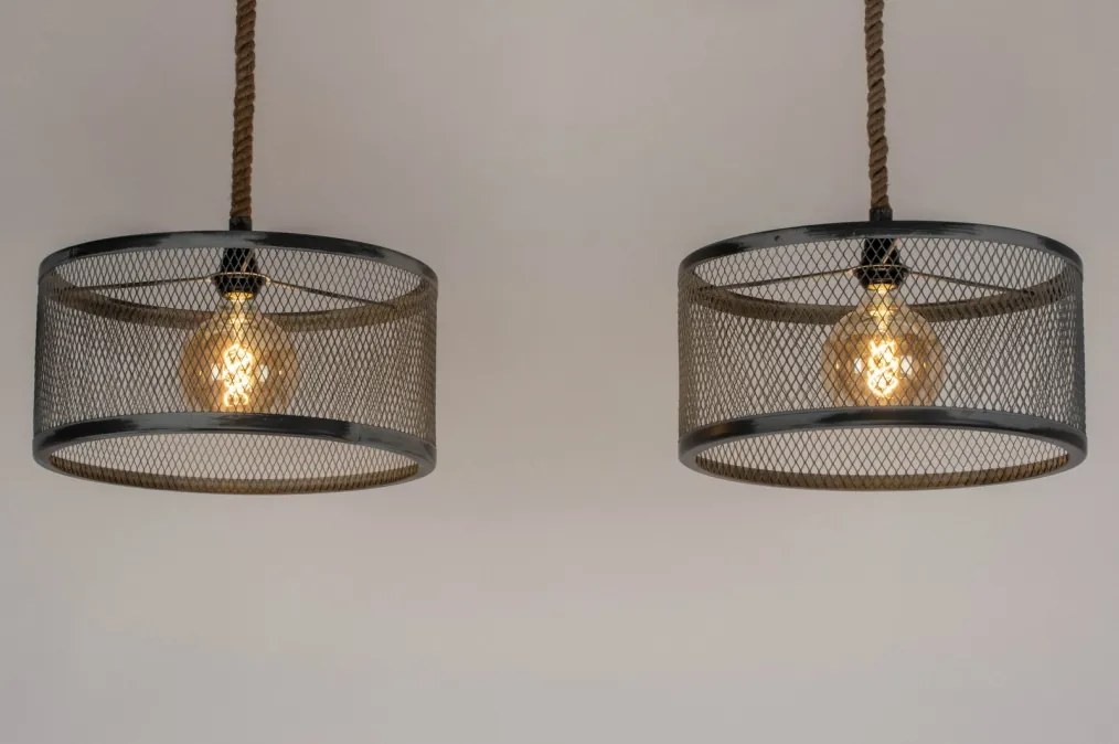 Závěsné designové industriální svítidlo nad jídelní stůl Divornno