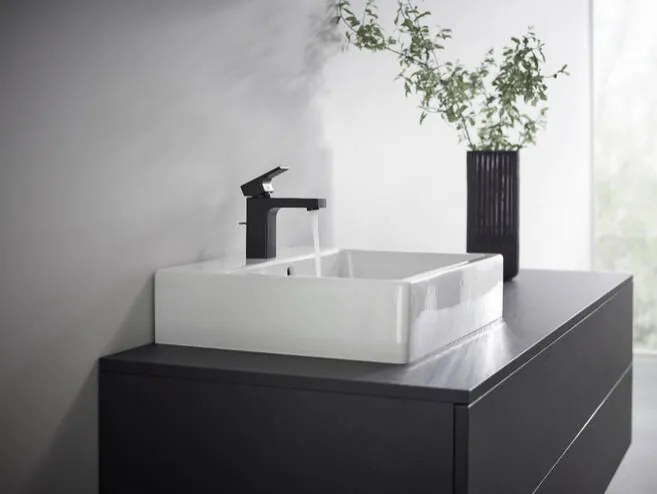 Hansgrohe Vernis Shape, umyvadlová baterie s výpustí, EcoSmart, černá matná, 71561670
