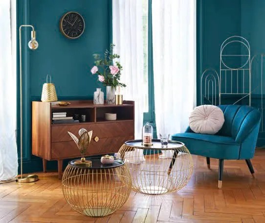 Kovová stojací lampa pro obývací pokoj, moderní, ve zlaté barvě,